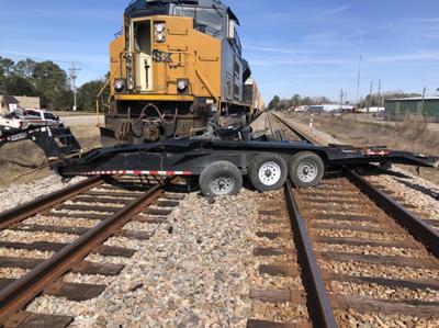 No injuries reported after train and trailer collide in Williamsburg County