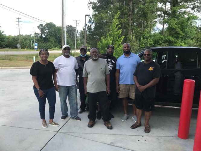 Matthews Foundation holds gas giveaway in Aiken