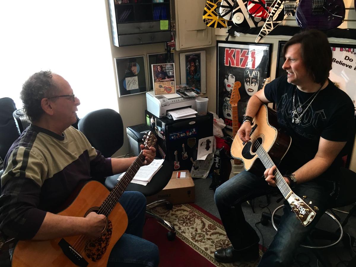 Guitar virtuoso Eddie Bush keeps on rockin' and teachin' | Features ...