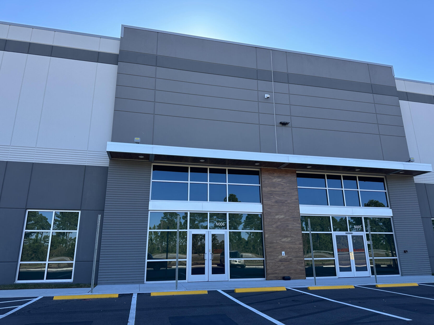 Amazon opens same-day delivery center in North Myrtle Beach