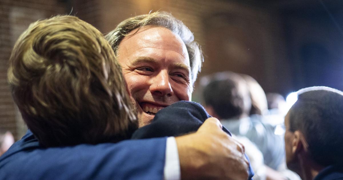 Photos Williams Cogswell Wins In Runoff Over John Tecklenburg For