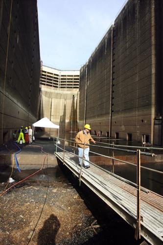 Pinopolis Lock Repairs | News | postandcourier.com