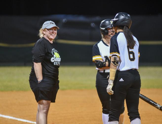 Youthful Jackets ready for softball title defense