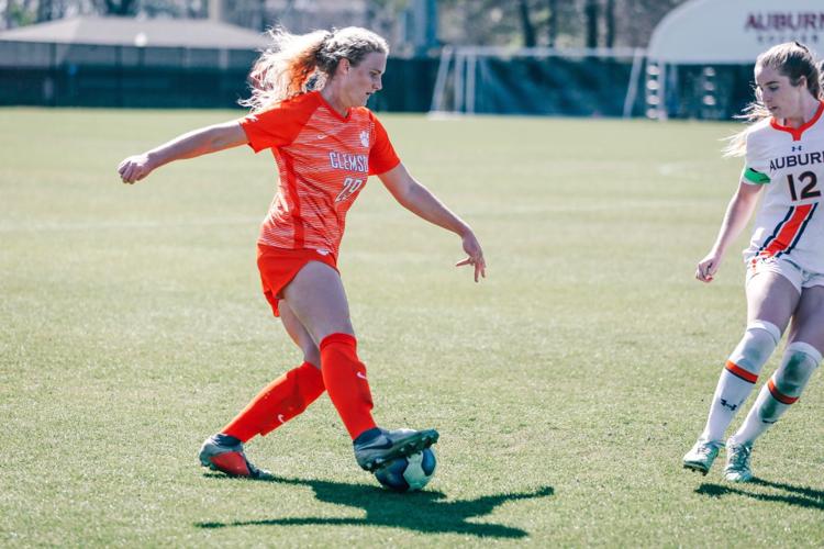 USC transfer Meredith found early success at Clemson