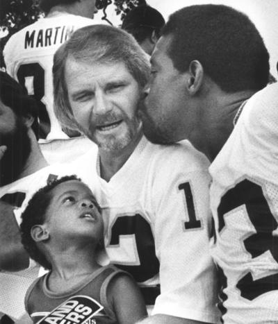 Ken Stabler makes Hall one year after death