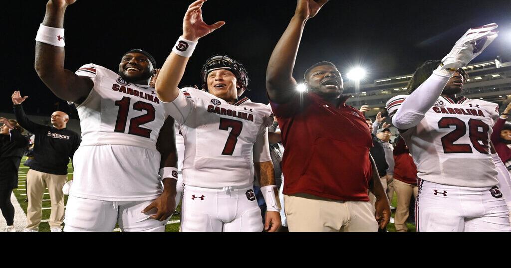 Gamecocks beat-up but bowl-eligible: Takeaways from win at Vanderbilt ...