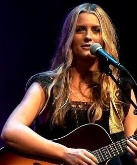 Faith Schueler finds success with country music fans