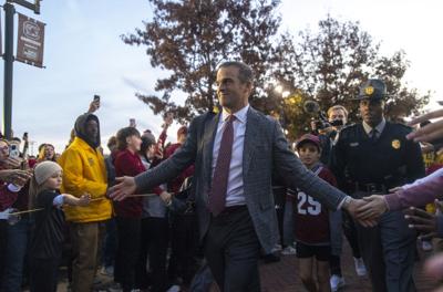 Two Gamecock newcomers dealing with injuries for spring | USC Gamecocks ...