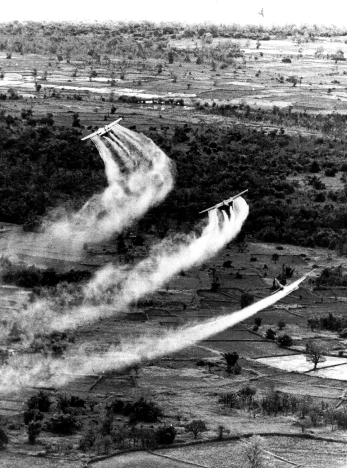 Navy veterans who say they were exposed to Agent Orange in Vietnam ask ...