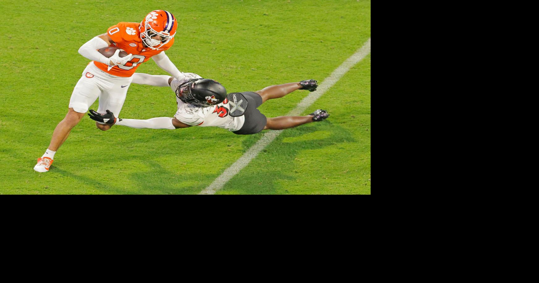 Clemson football sits Antonio Williams vs. Troy, per report