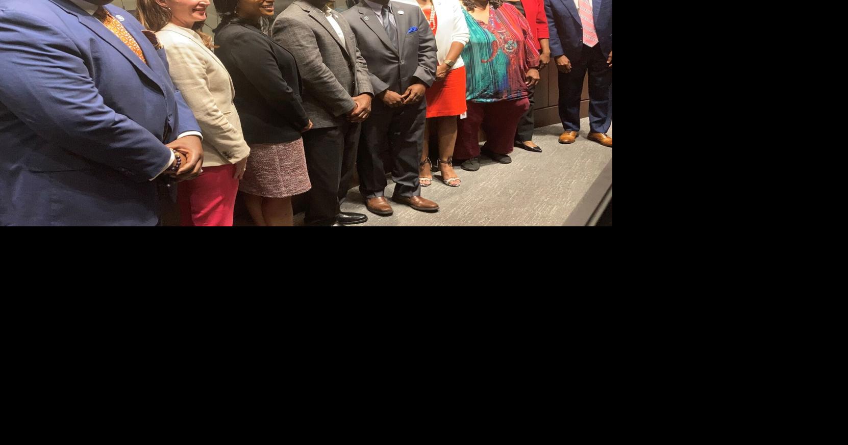 Overture Walker takes over for Livingston as Richland County chair