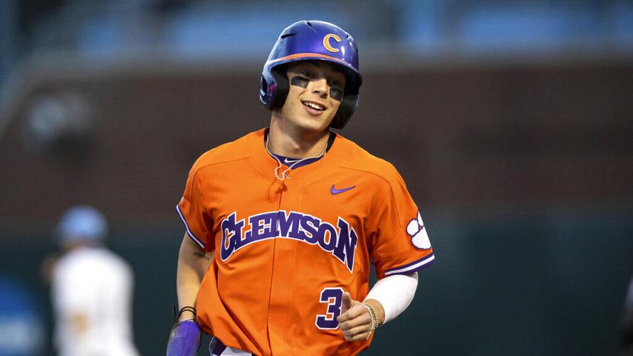 Clemson catcher becomes 2nd Tiger baseball player to transfer to Gamecocks