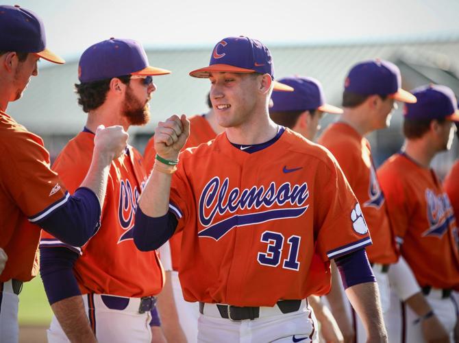 Sapakoff: South Carolina-Clemson baseball, who needs it more? Easy answer.