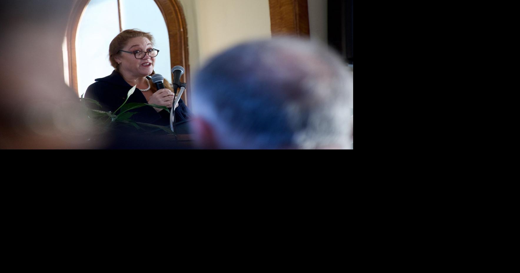 Congressional candidate Annabelle Robertson preaches Democratic values ...