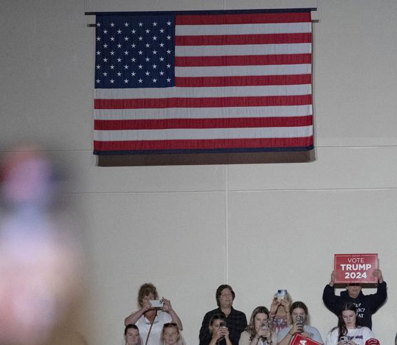GOP presidential race turns personal at Trump SC rally