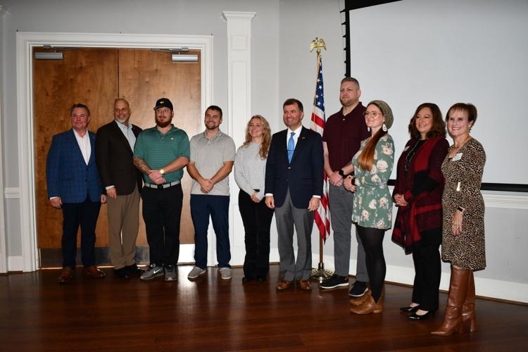 Foundation awards scholarships to USCA student veterans