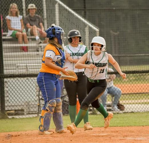 Williamsburg Academy Girls Softball team heads to playoffs