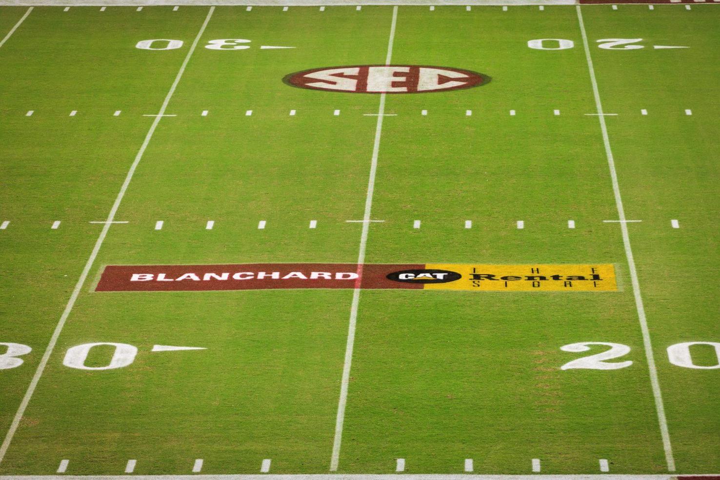 Gamecocks adding corporate logos to football field