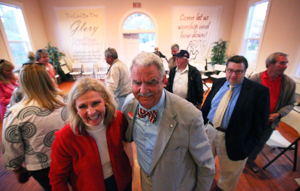 Big voter turnout as Goodwin keeps Folly Beach mayor's seat