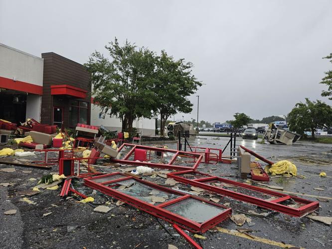 Live tracker for Tropical Storm Debby in Charleston, SC