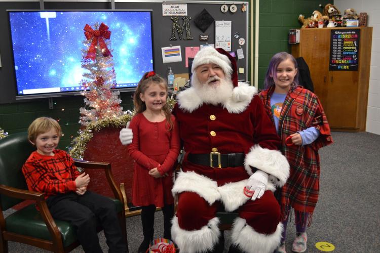 Holiday spirit comes to Greendale Elementary | Aiken Area Education | postandcourier.com