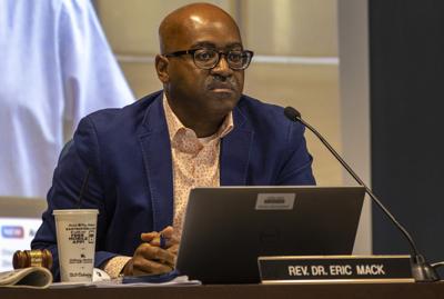 Charleston County school board chairman suddenly drops reelection bid ...