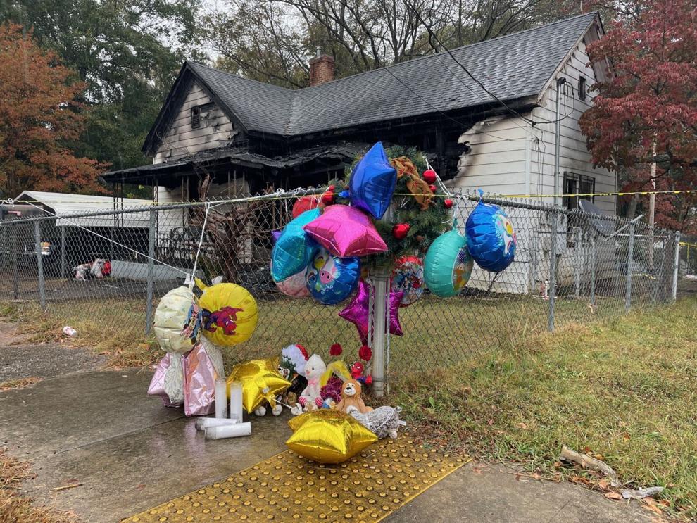 4 die in Gaffney SC fire sparked while refueling heater