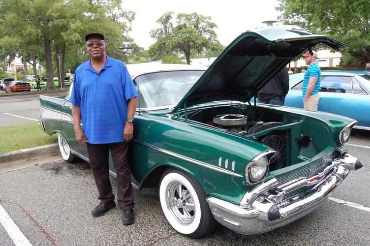 Charleston Police Breaking Down Barriers