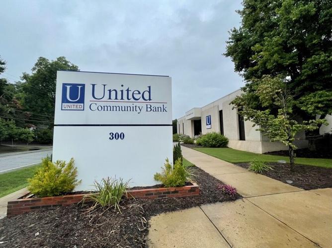 Greenville's United Community Bank swaps out logo for modern look