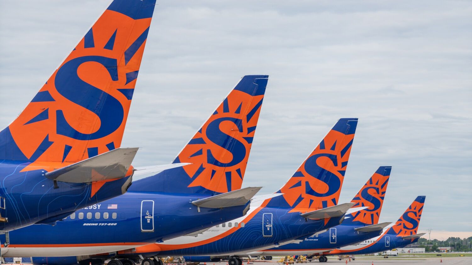 Airlines that serve several SC airports to combine in a $1.5B buyout