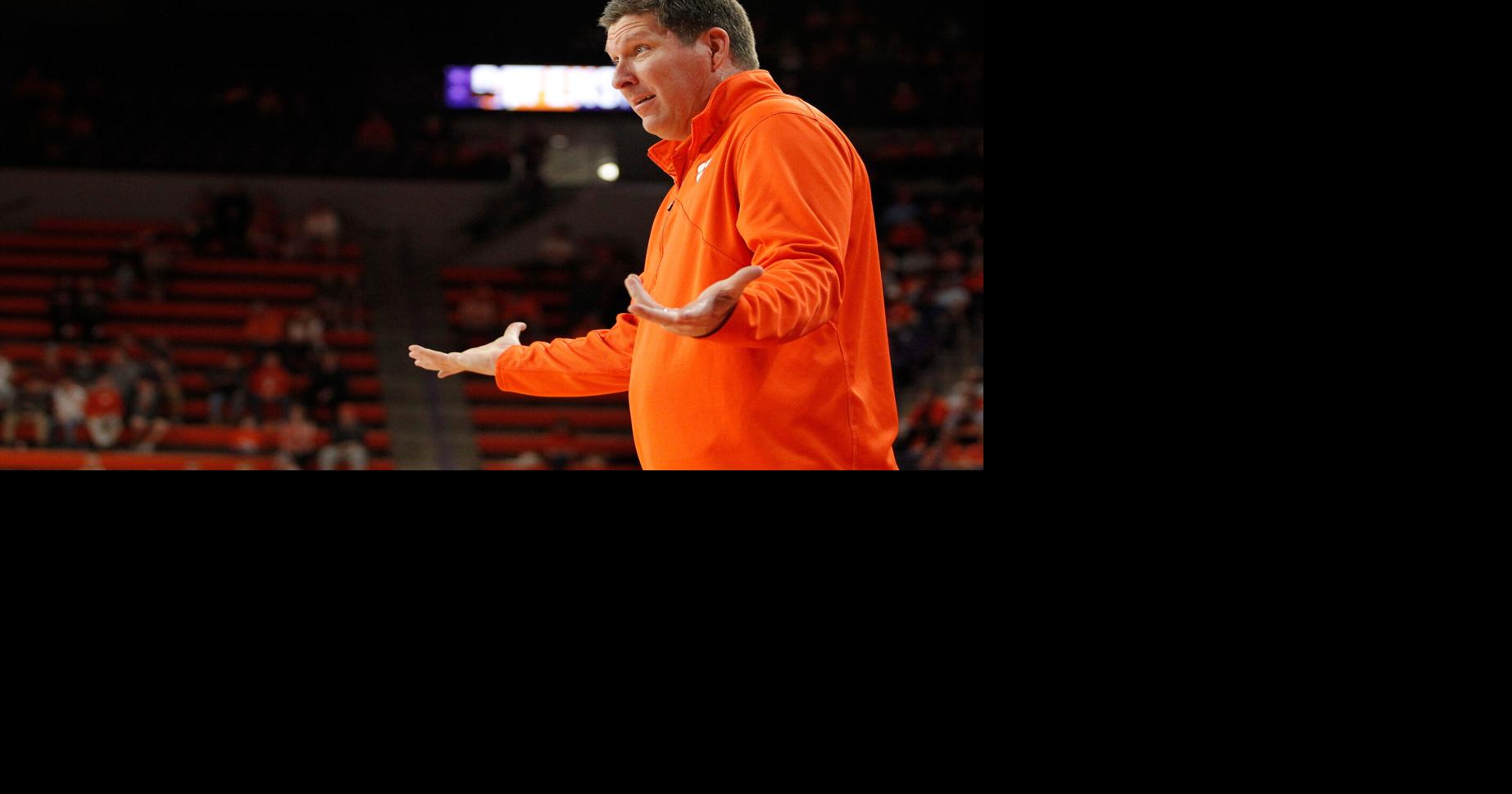 Clemson coach jokes with Carmelo Anthony after challenge win