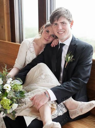 Clarke-Pounder, Kitch exchange vows