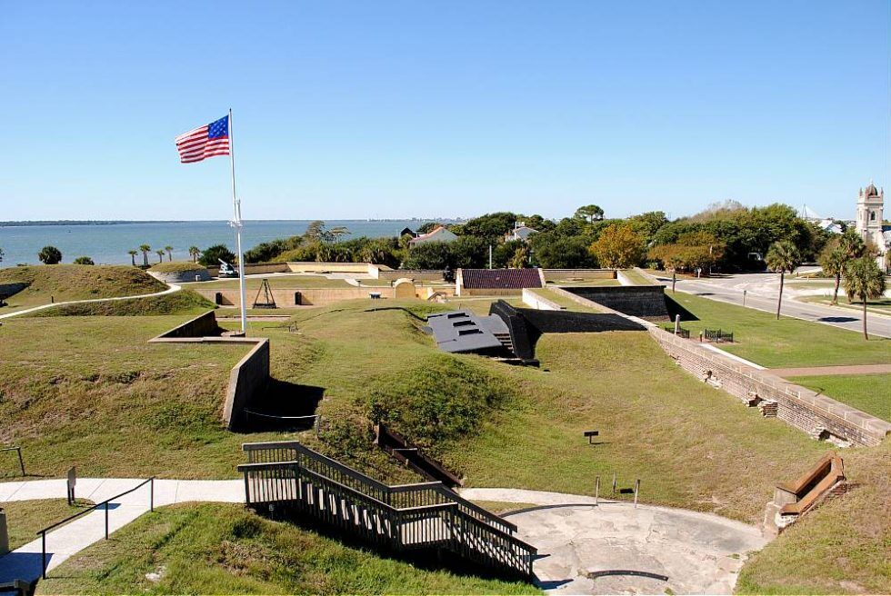Support re-creating Fort Sullivan and a piece of SC history