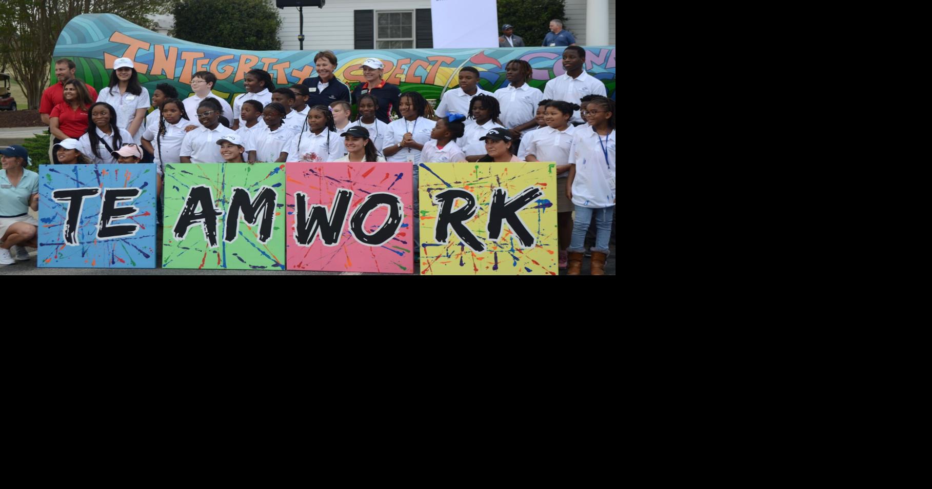 Play It Forward clinic brings together local youth & golfers