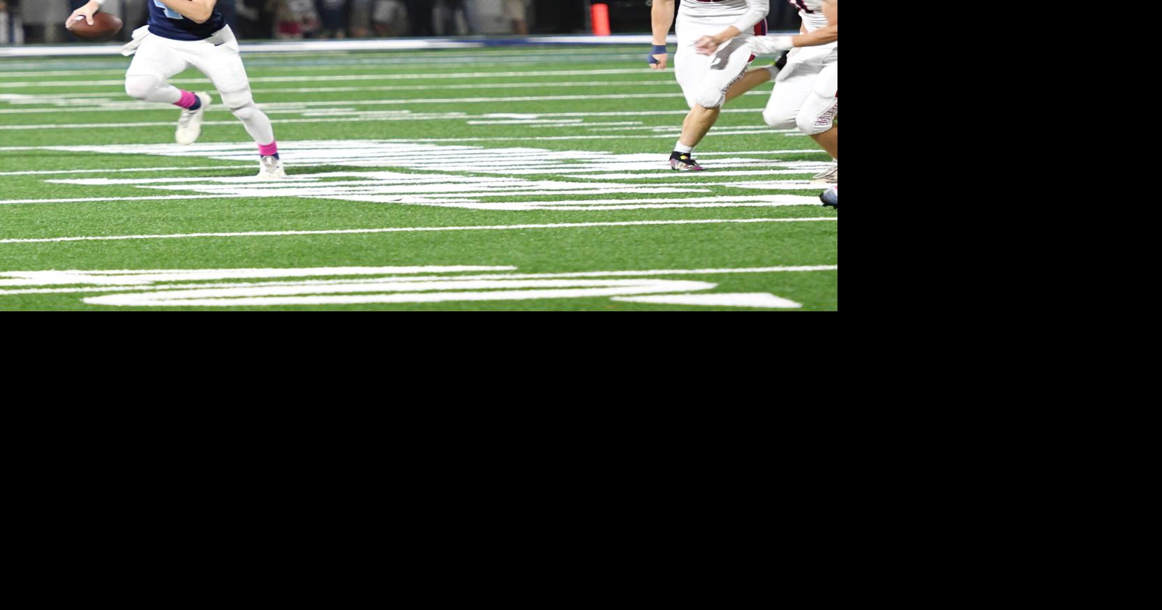 Panthers pummel Dolphins during Pinewood Prep homecoming game