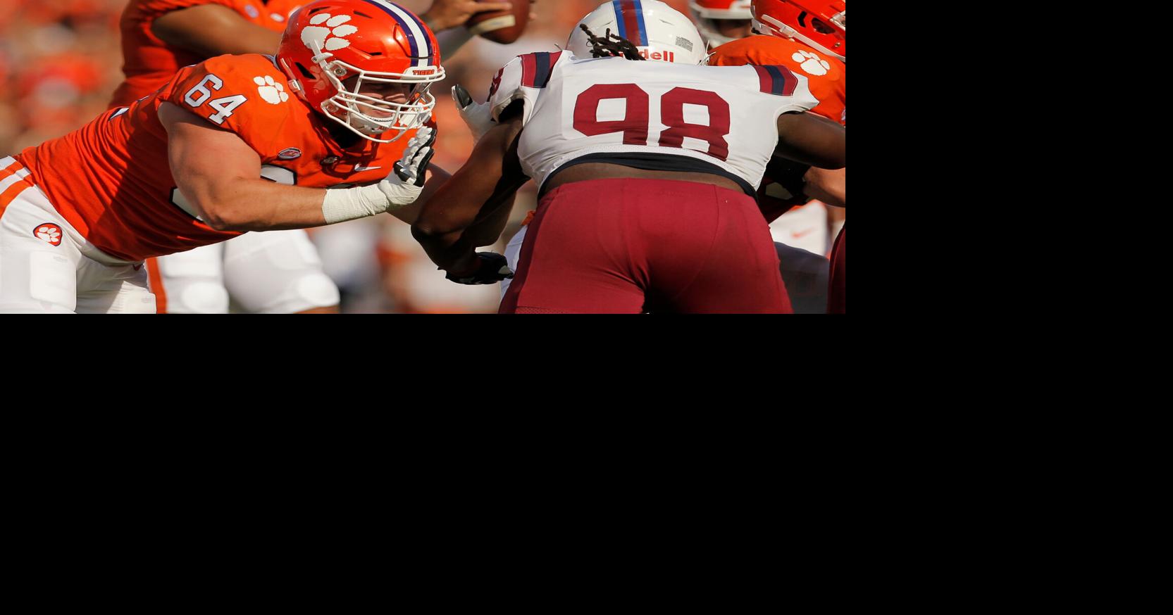 Clemson offensive line bolstered by healthy Parks, Tate