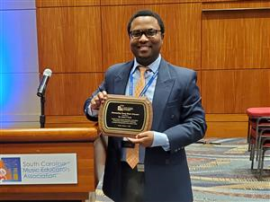 Hanahan Middle Band Director wins award