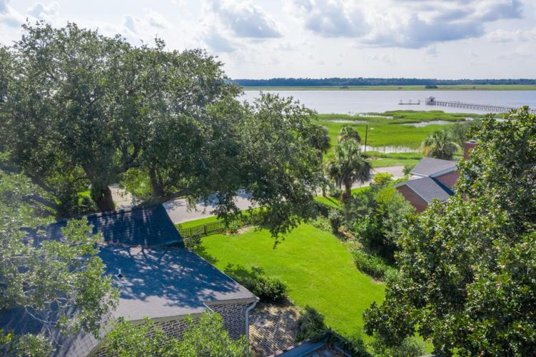 It’s a beautiful day in your neighborhood: Established downtown, Mount ...