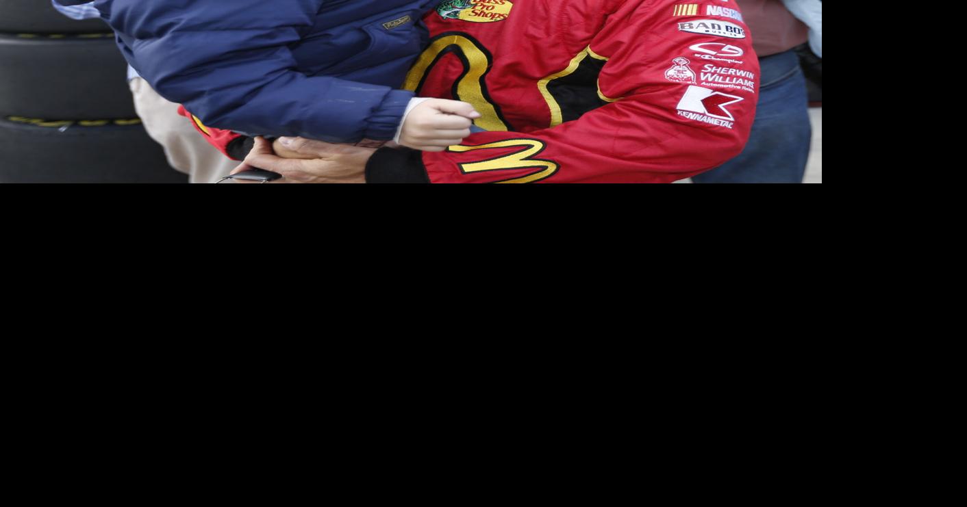 Jamie McMurray bests Chase drivers to win pole | Sports ...