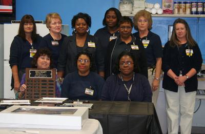 Wal-Mart 'family' celebrates 20 years together | Archived News From The ...