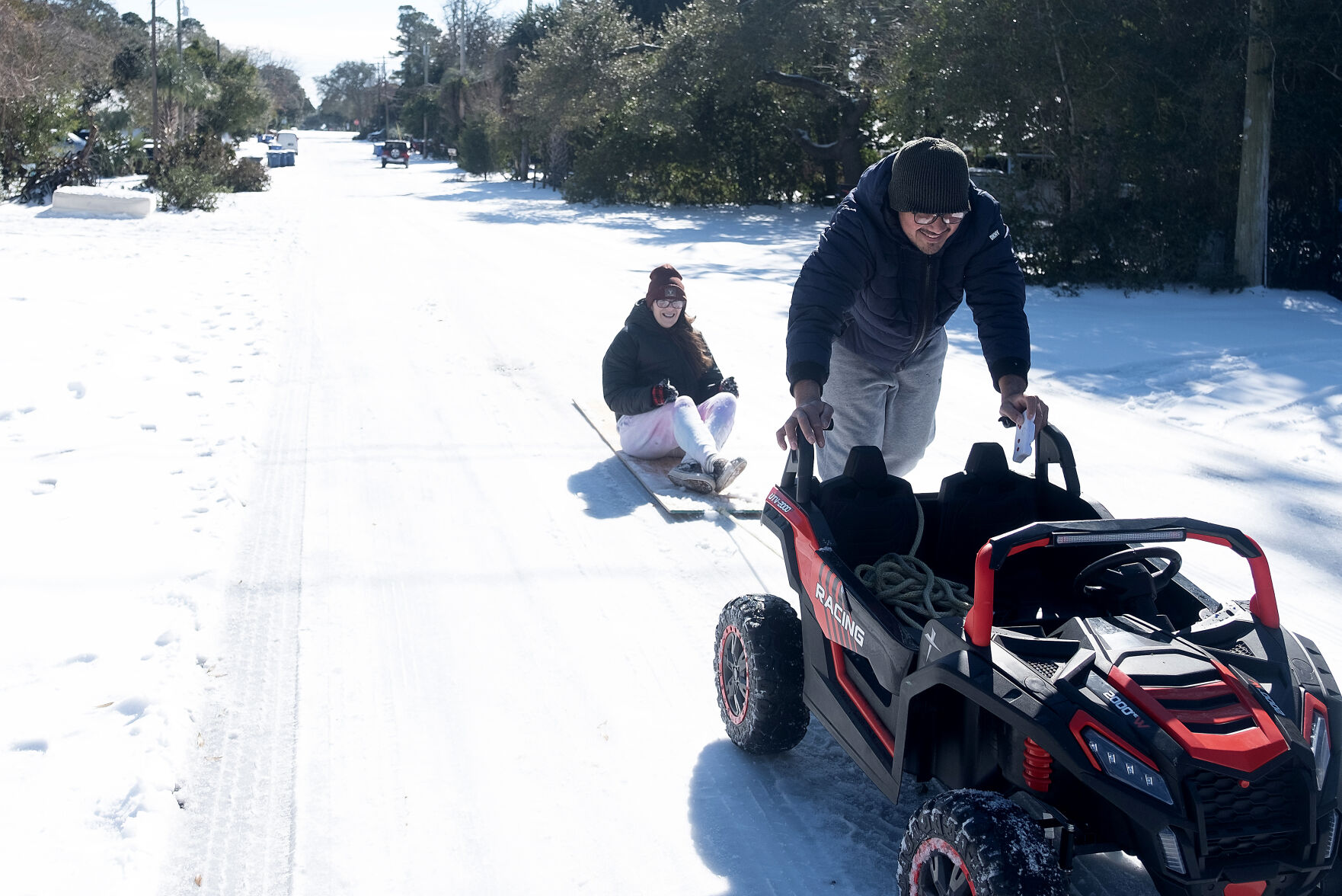 Myrtle Beach residents urged to stay off snowy roads