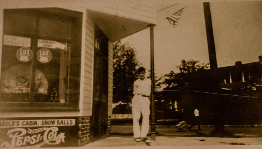 Harold's Cabin in Charleston is closing