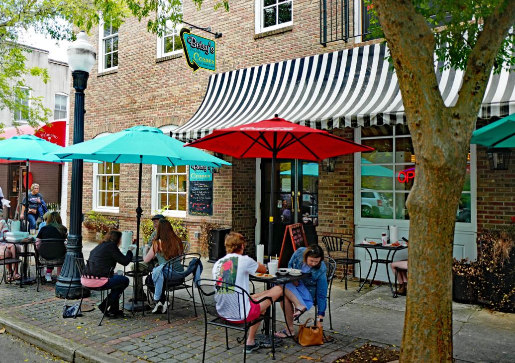 Park Avenue Oyster Bar & Grill to replace Betsy's Round the Corner