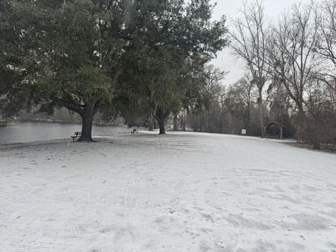 Myrtle Beach SC area sees heavy snow from rare winter storm