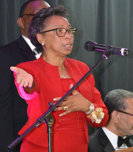 Axel Adams Scholarship Gala: Fifth annual event filled with area stars