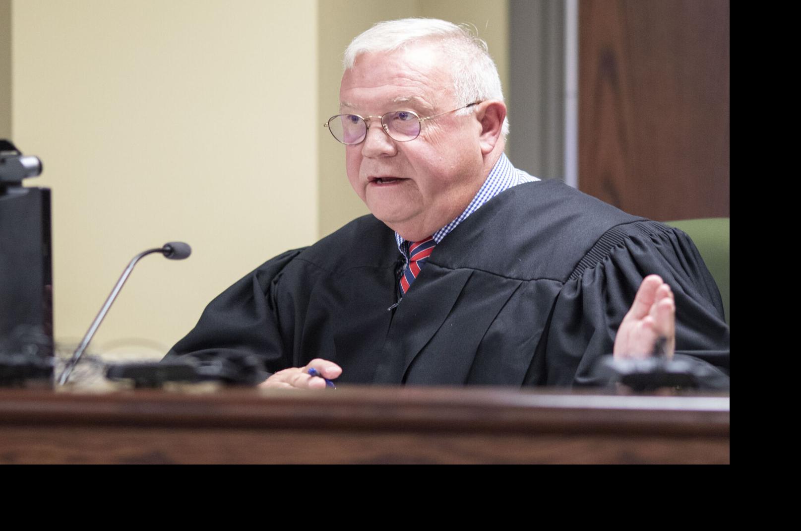 Feds charge Charleston magistrate for having child porn