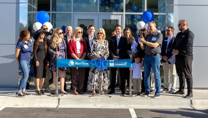 New Chrysler, Dodge dealership debuts in Mount Pleasant