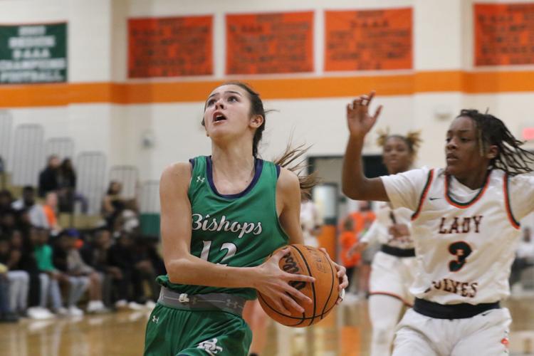 Bishop England girls to compete in state basketball championship
