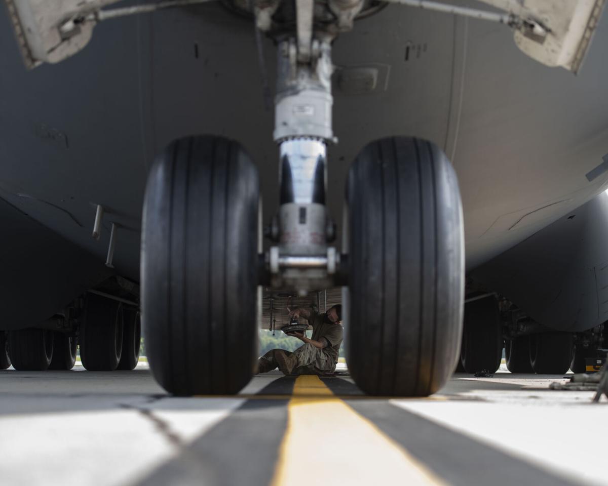 437th AMXS: Ensuring readiness of AMC’s largest C-17 fleet | News ...