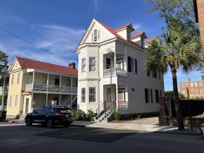 Apartments and parking deck proposed in downtown Charleston